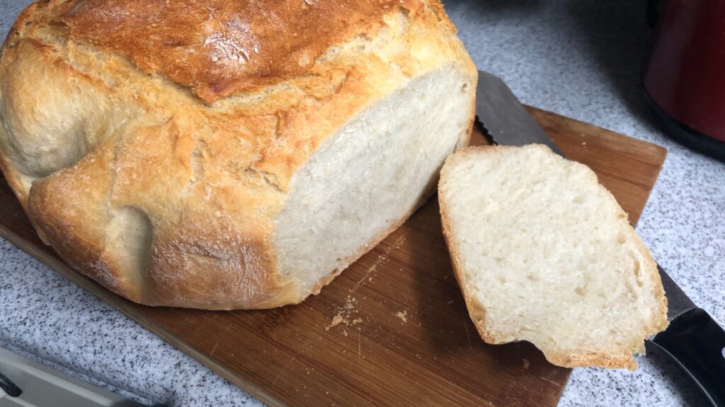 Easy White Bread Recipe - Ramona Jar